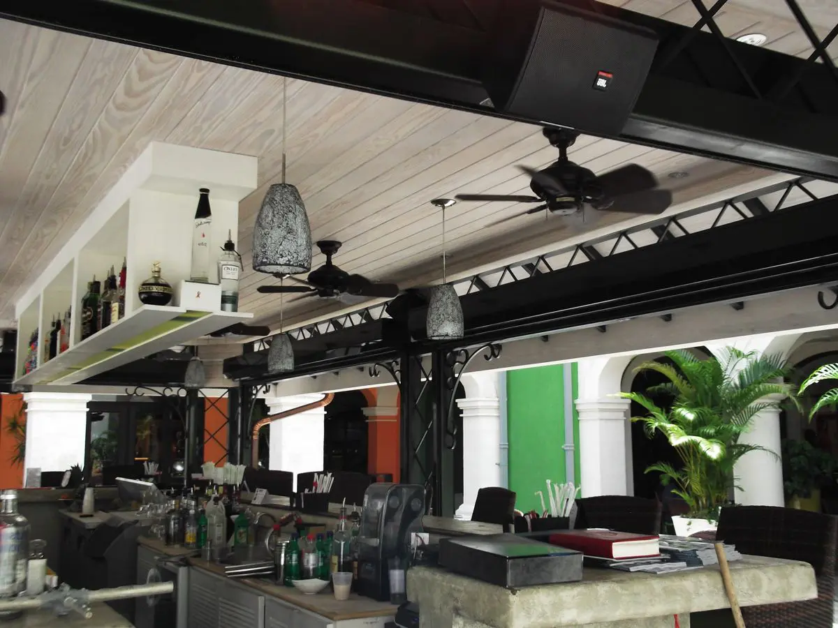 Roll Shutters – CariGuard
